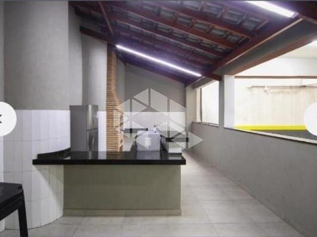Oportunidade na Vila Maria Alta: 2 dormitórios com varanda, elevador e lazer