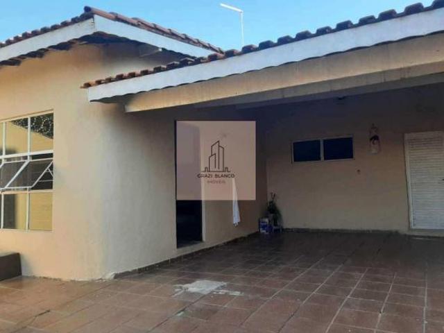 Oportunidade na Zona Oeste: Casa Ampla com Potencial de Valorização