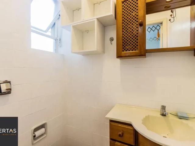 Oportunidade única: Apartamento com dois dormitórios e vaga de garagem à venda n