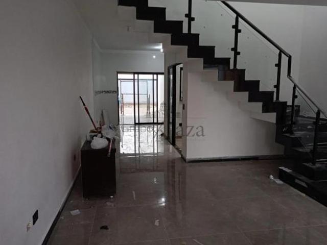 Oportunidade Sobrado Vale do Sol 3 Dormitórios 150m²
