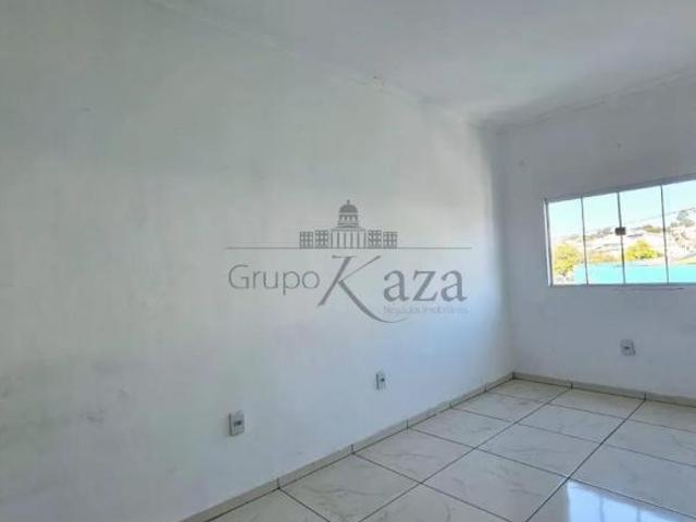 Oportunidade Sobrado Villa Branca 2 Dormitórios 70m²