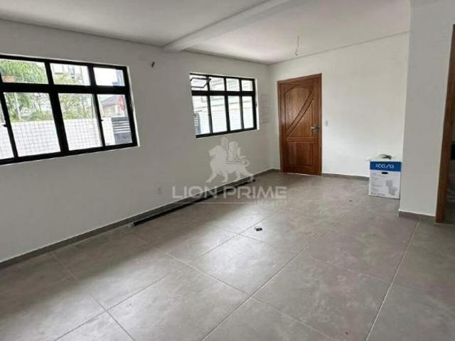 OPORTUNIDADE, Sobrado à venda de 3 quartos, 1 suíte no Bairro Vila Belmiro