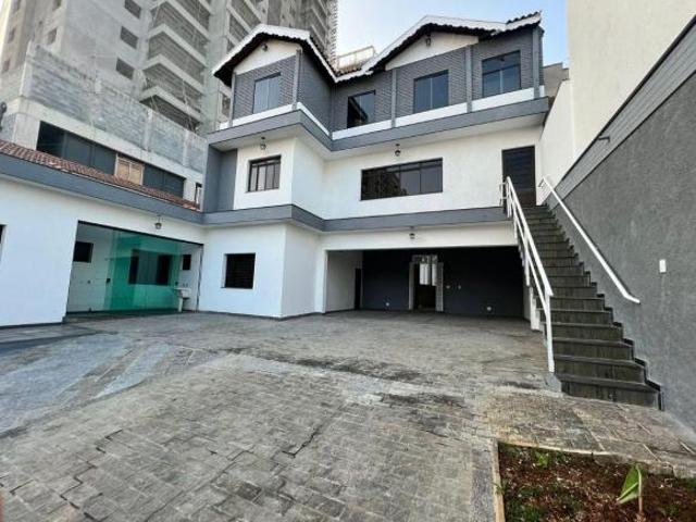 Oportunidade! Sobrado com piscina,forno de pizza,15 vagas na Vila Prudente