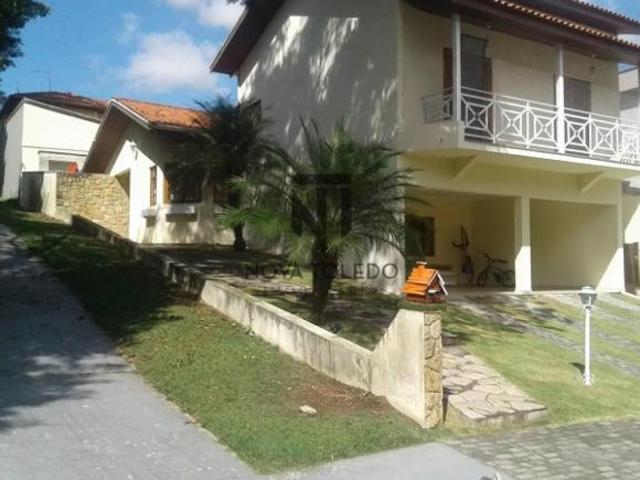 OPORTUNIDADE! SOBRADO EM CONDOMÍNIO FECHADO À VENDA 190m² 3 DORMITÓRIOS SENDO 1 SUÍTE URBANOVA