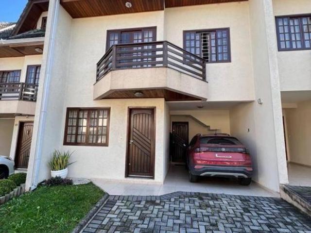 Oportunidade, Sobrado em condomínio, 4 dormitórios, 2 vagas, churrasqueira, à venda, 165m² Xaxim