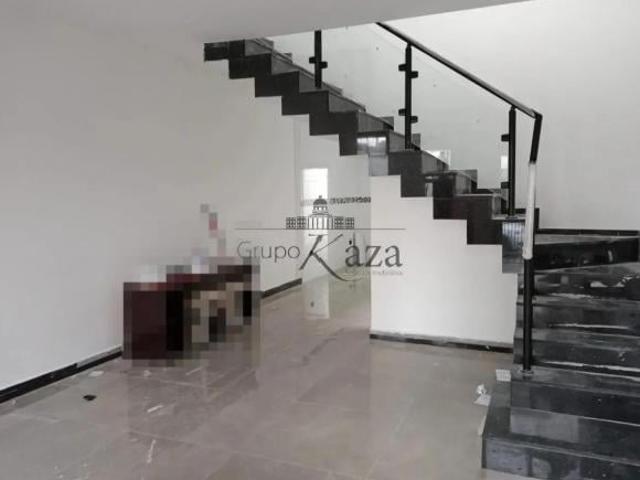 Oportunidade Sobrado Jardim Vale do Sol 3 Suítes 150m²