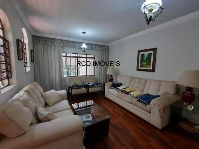 Oportunidade Sobrado Próximo a Metrô 3 dorms, 1 suíte, 3 salas, 3 banheiros, 2 vagas