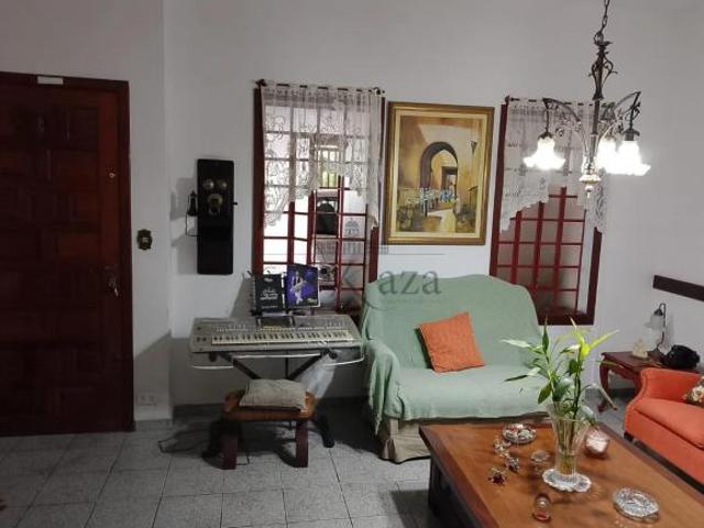 Oportunidade Sobrado Residencial Vila Betânia 3 Dormitórios 138m²
