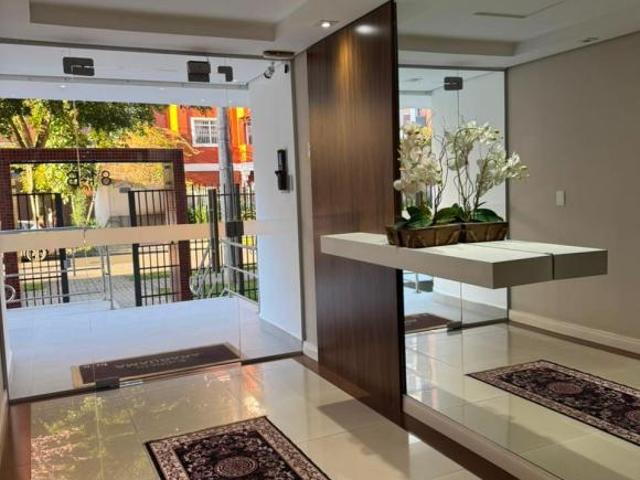 Oportunidade/ Senso de ocasião! Excelente Apartamento no coração do Juvevê