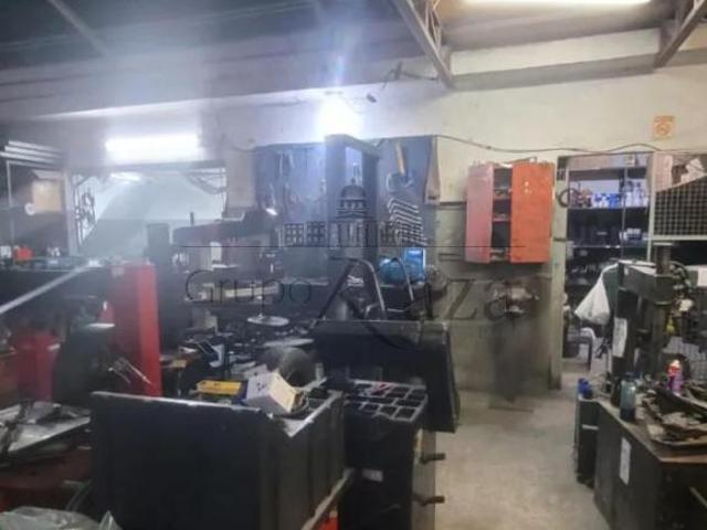 Oportunidade Ponto Comercial Jardim das Indústrias 350m²