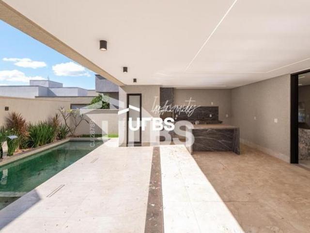 Oportunidade | Portal do Sol Green | Casa 4 suítes | Área de serviço | Piscina completa