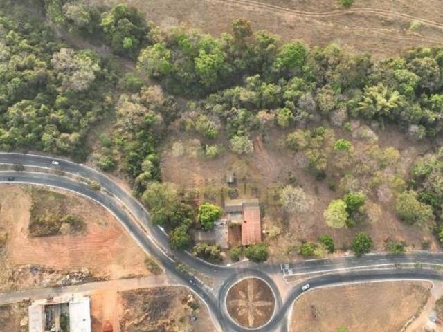 Oportunidade para Condomínio Residencial / Terreno no Jardim Cristal em Aparecida de Goiânia GO
