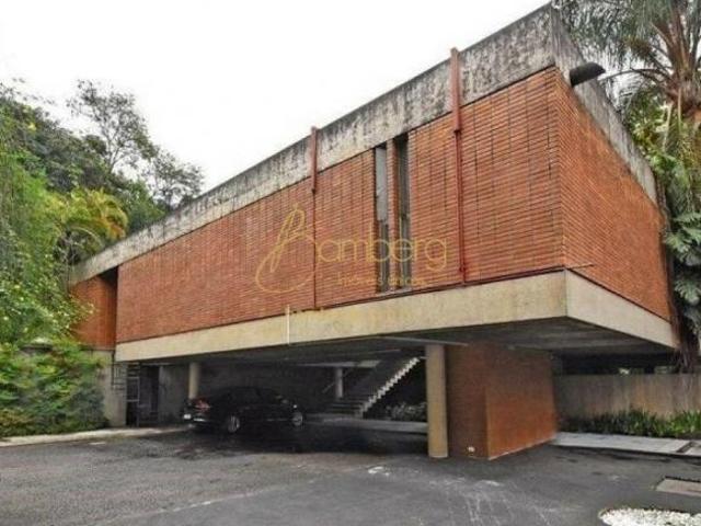 Oportunidade para Construtores e Incorporadores, região Cidade Jardim Terreno 3.100m²