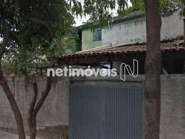 Oportunidade para Investidor no Mantiqueira – Lote 436m²  com 04 Casas