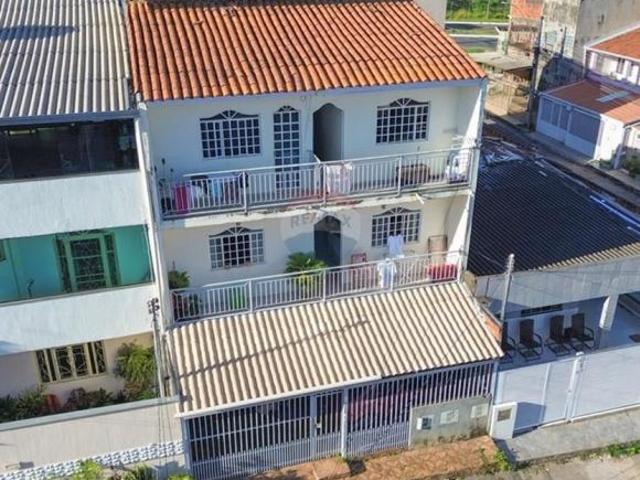 Oportunidade para Investidores: Casa Edificada com Renda Garantida no Guará II