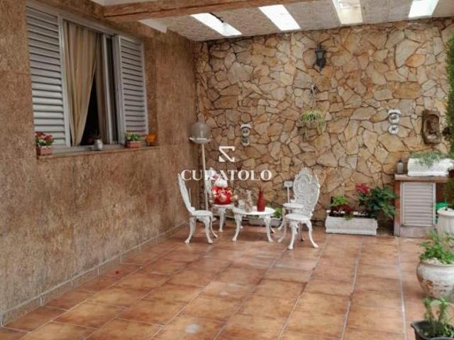 Oportunidade para seu novo lar, casa térrea com 180 m2, 4 dorm, 2 vagas na Vila Diva, a oportunidad