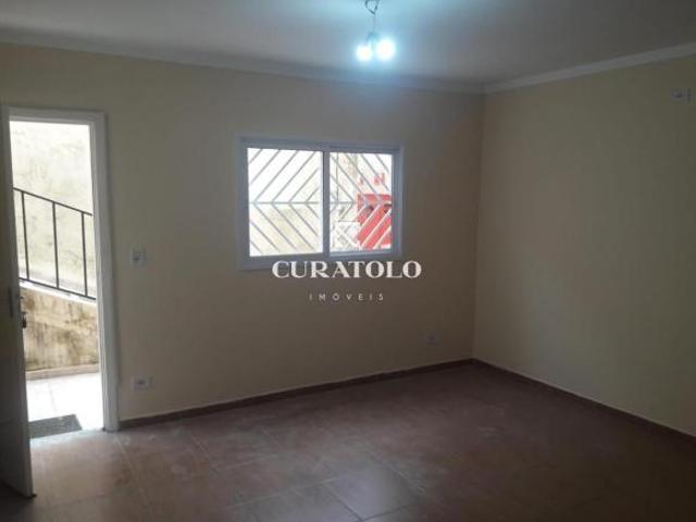 Oportunidade para seu novo lar, sobrado com 106 m2, 3 dorm em condomínio, na Vila Buenos Aires
