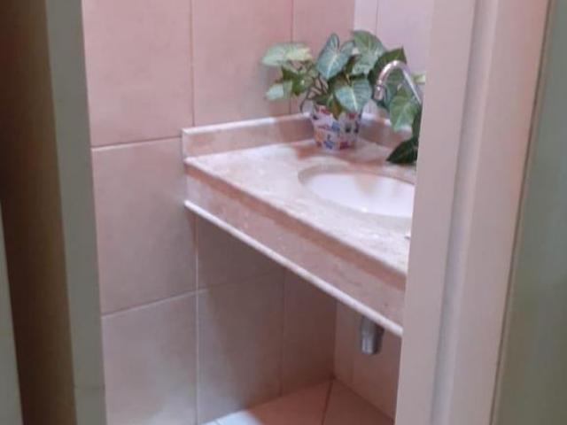 OPORTUNIDADE PERMUTA! LINDA CASA COM PISC. NO COND. IBITI DO PAÇO EM SOROCABA.