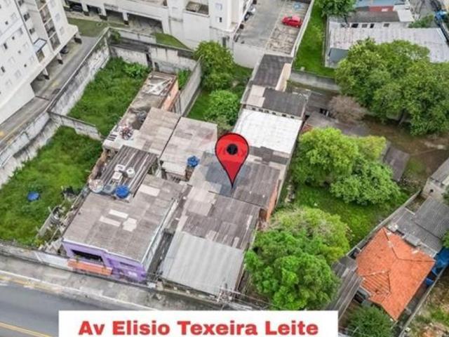 Oportunidade Rara! 460 m² em Área Nobre do Bairro – Ideal para Comércio ou Residência
