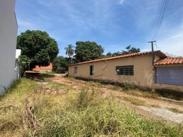 OPORTUNIDADE RARA NO ÉDEN: 1.444 m² PARA PROJETO RESIDENCIAL OU COMERCIAL EM REGIÃO DE ALTA VALORIZA