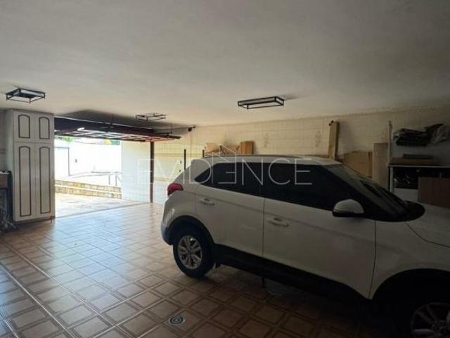 Oportunidade rara no miolo do Anália Franco! Casa com potencial incrível!