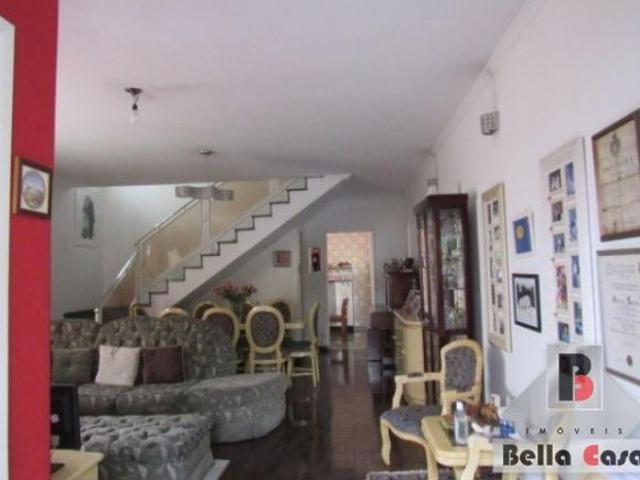 OPORTUNIDADE RESIDENCIAL / COMERCIAL