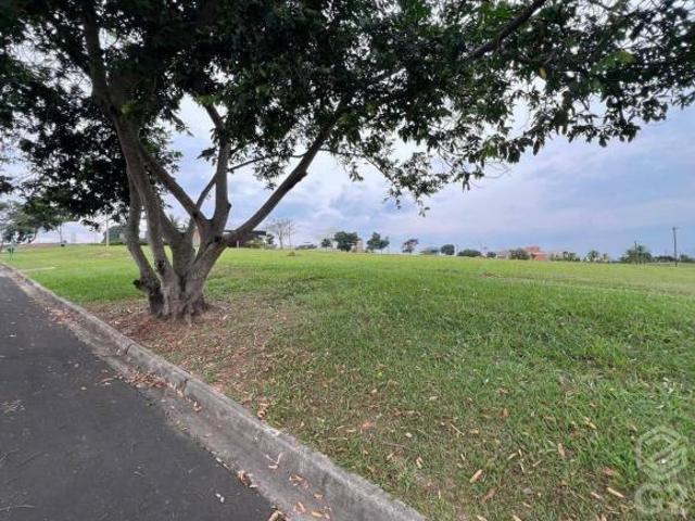 Oportunidade ! Terreno à Venda no Condomínio Jardins do Golf Indaiatuba SP
