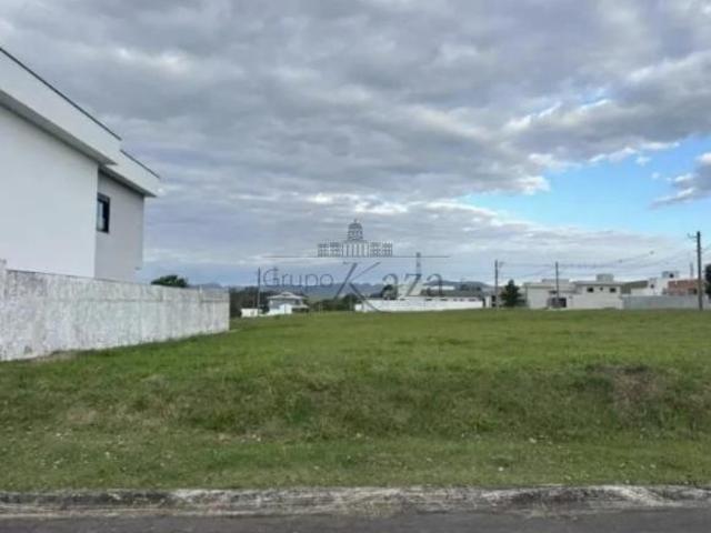 Oportunidade Terreno Condomínio Bella Vitta Caminho da Mata Caçapava 360m²