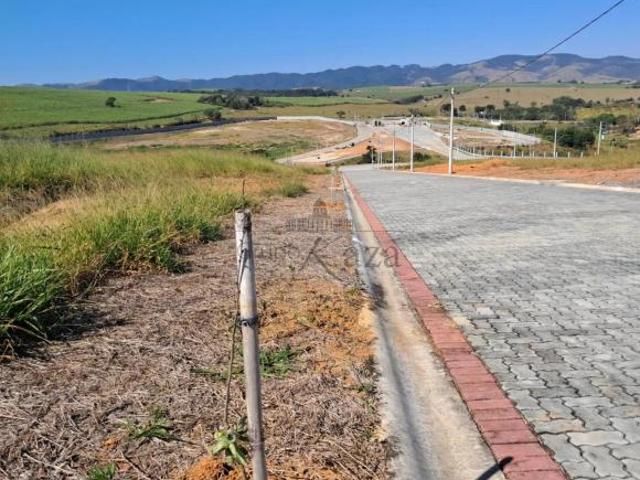 Oportunidade Terreno em Condomínio Caçapava Residencial Ecopark Sunset 258m²