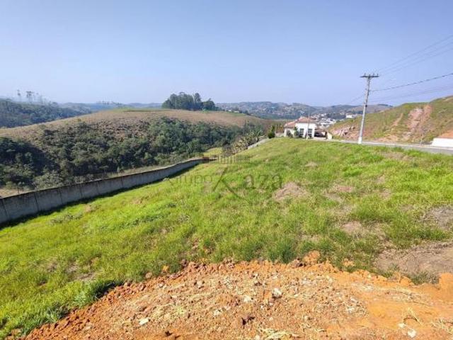 Oportunidade Terreno em Condomínio Condomínio Residencial Mantiqueira 1.050m²