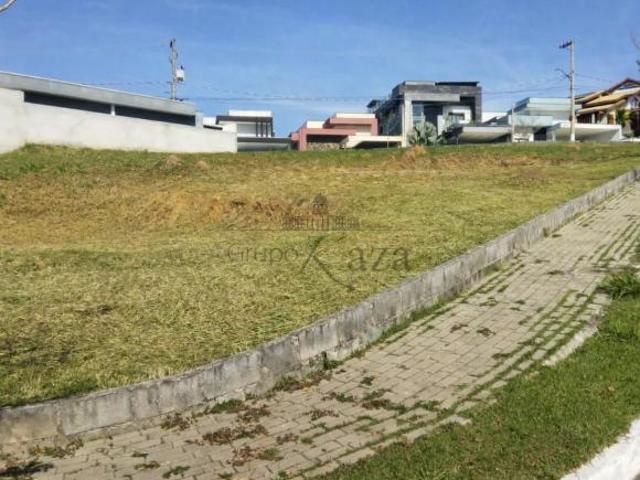 Oportunidade Terreno em Condomínio Condomínio Residencial Mantiqueira 412,37m²