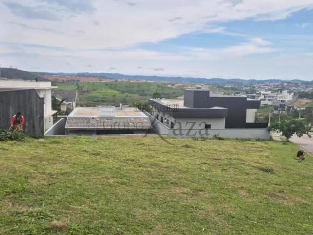 Oportunidade Terreno em Condomínio Condomínio Verana Loteamento Verana 479,94m²