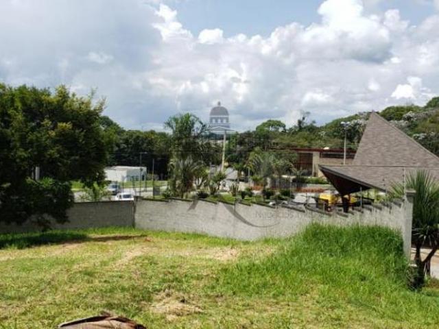 Oportunidade Terreno em Condomínio Reserva do Paratehy 853,63m²