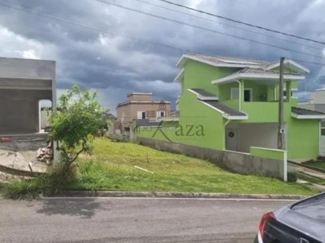 Oportunidade Terreno em Condomínio Residencial Fogaça Bairro Jardim Panorama Jacareí 250m²