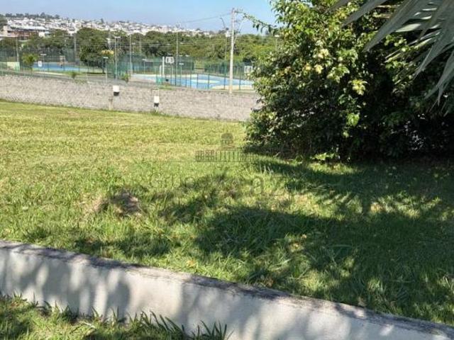 Oportunidade Terreno em Condomínio Residencial Reserva do Paratehy Urbanova 714m²