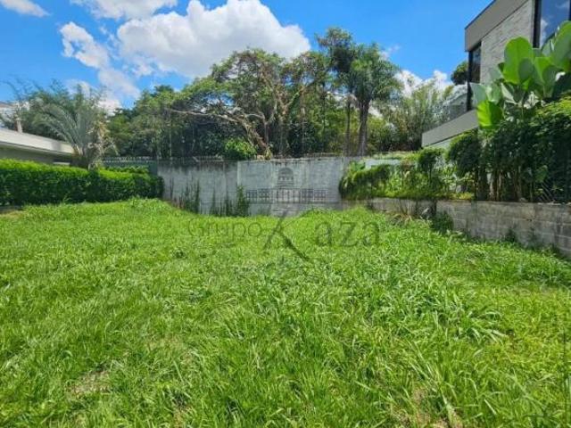 Oportunidade Terreno Jardim Paraíba Residencial Terras de Santa Clara 630m²
