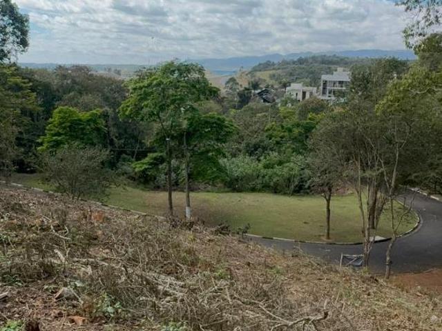 Oportunidade terreno Monte Ville – abaixo do preço – direto proprietário