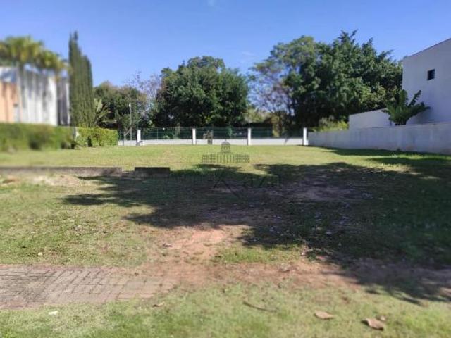 Oportunidade Terreno no Condomínio Chácara Serimbura Urbanova 1.200m²