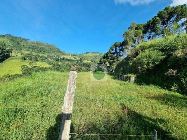 Oportunidade* Terreno próximo ao centro com rio e quedas de água à venda, 13700 m² por R$ 650.000