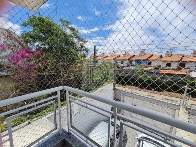 Oportunidade única 3 dorms sendo 1 suite Granja Viana