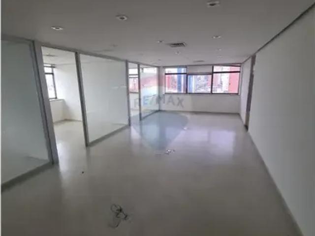 Oportunidade Única: Conjunto Comercial na Chácara Santo Antônio Zona Sul