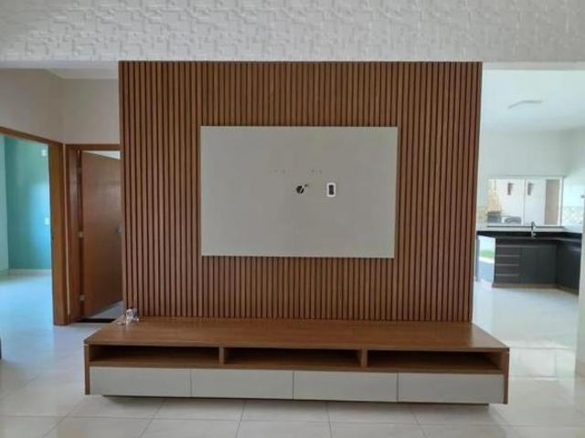 Oportunidade única! Casa 3 quartos com entrada facilitada
