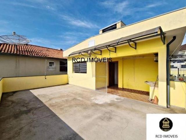 Oportunidade Única: Casa Térrea na Vila Morse com 2 Casas Independentes e Amplo Espaço de Convivênci