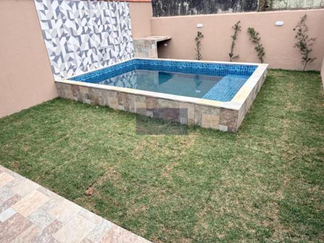 Oportunidade Única: Casa à Venda em Itanhaém SP, Bairro X com 61,12 m² de Área