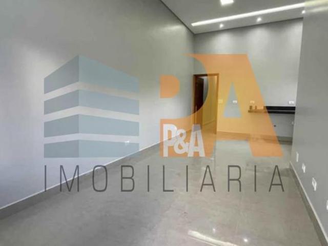 Oportunidade única: Casa à venda em Jaguariúna SP, 3 quartos, 1 suíte, 2 banheiros, 2 vagas de garag