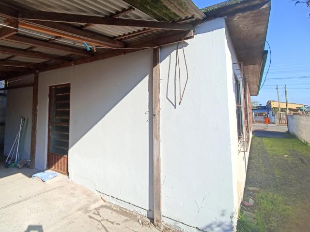 Oportunidade Única: Casa com Churrasqueira e Quintal
