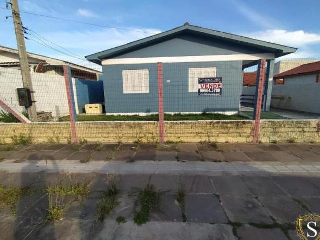 Oportunidade única: Casa com laje em Cidreira Centro