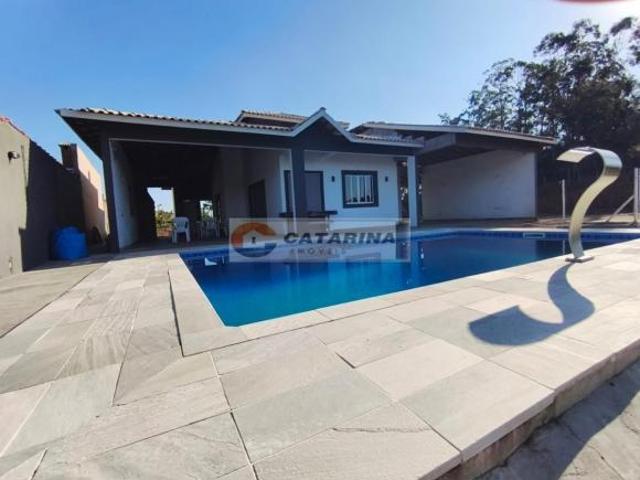 Oportunidade Única! Casa com Vista Deslumbrante em Itu, na Rodovia Castelo Branco km 68 Itu