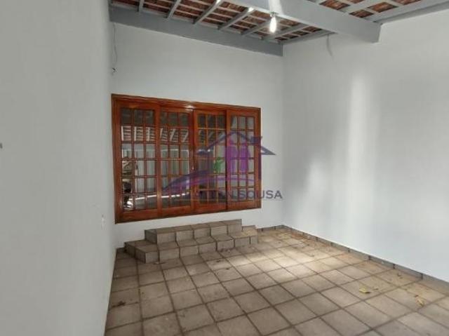 Oportunidade Única: Casa Residencial + Ponto Comercial à Venda com Receita de Aluguel em São Pedro/S