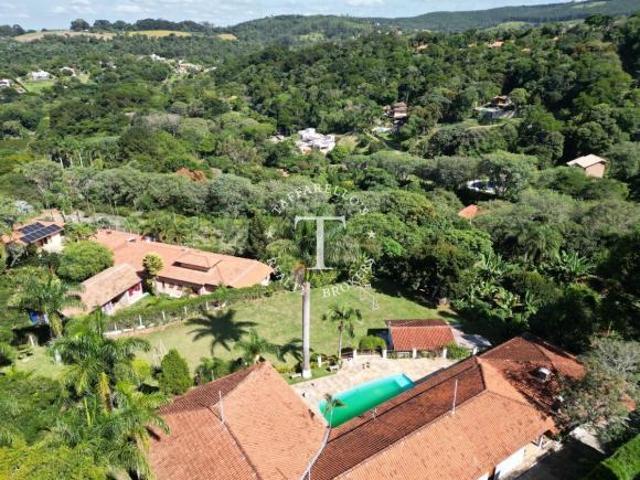 Oportunidade Única! Chácara dos Sonhos à Venda!